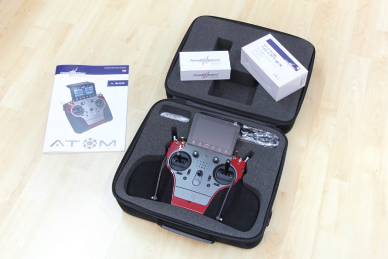 Profi-Sender Atom von PowerBox Systems - FlugModell